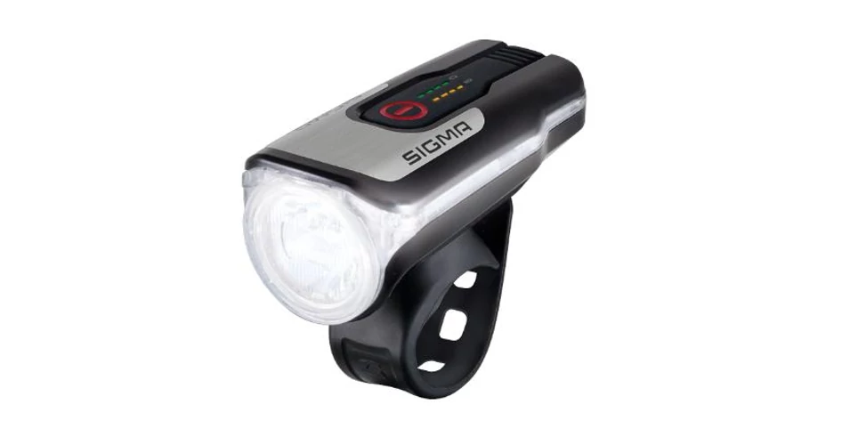 Sigma Aura 80 első lámpa, USB-ről tölthető, fekete