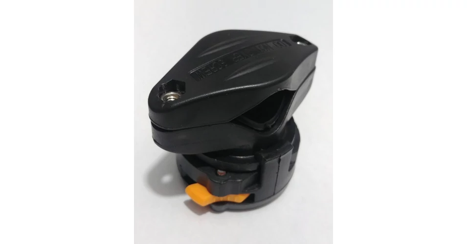 OnGuard Snap Lock Quick Release 8002 zár-tartókonzol U-lakatokhoz, fekete